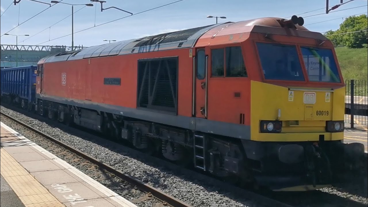 DB Cargo Class 60 60019 'Port of Grimsby & Immingham' Passes Milton ...