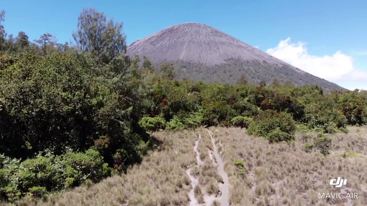 Semeru climbing - YouTube