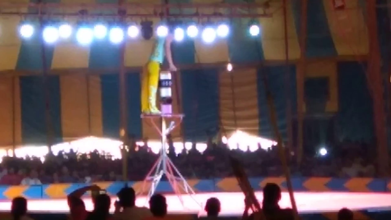 Artist show amazing balance skill in Rambo Circus - YouTube