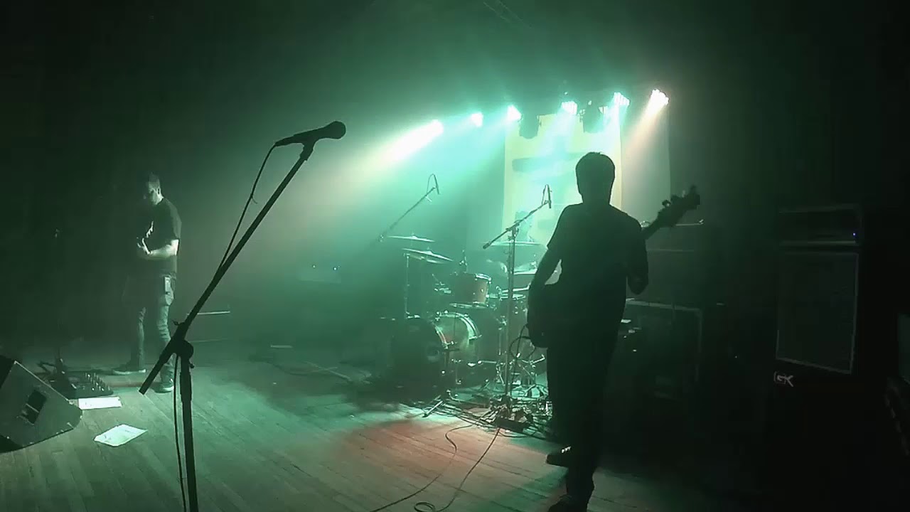 Mosstro - Te Busco (Vivo) - YouTube