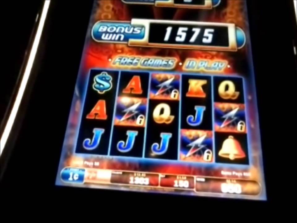 Wild Flash Slot Machine Bonus Max Bet - YouTube