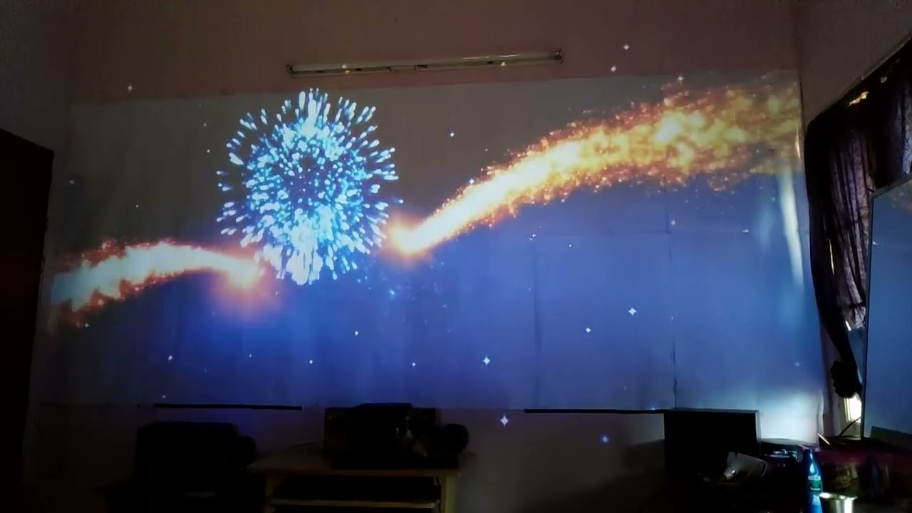 Vivistek V6 210 inch Daylight projection video test - YouTube