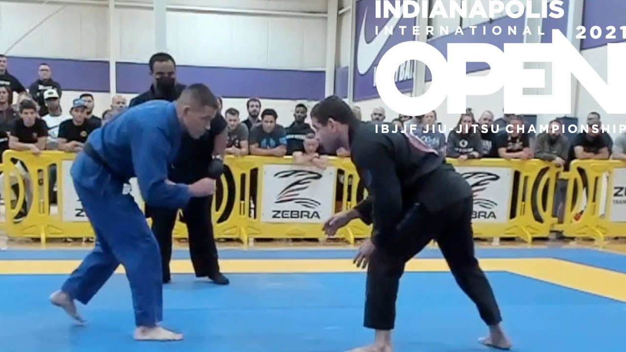 Denis Mitchel v James Clingerman / Indianapolis Open 2021 - YouTube