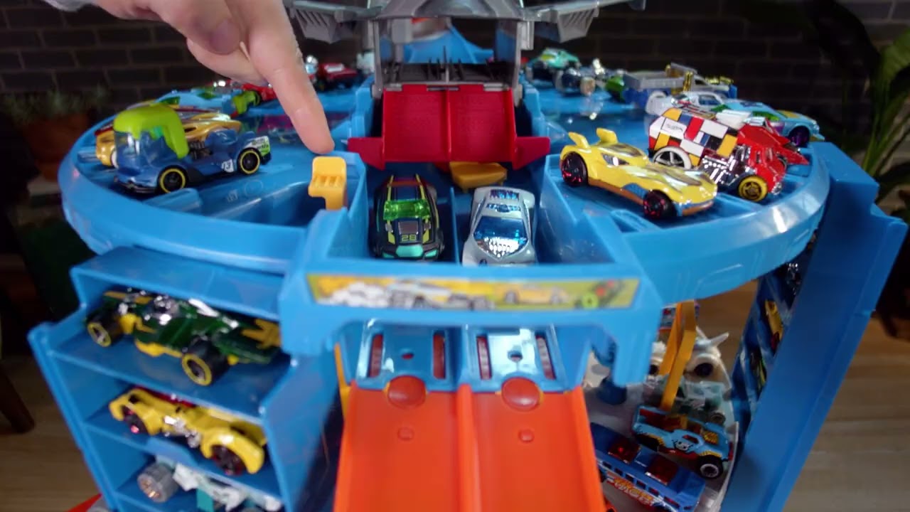 AD: Hot Wheels Ultimate Garaj Dev Kule - YouTube