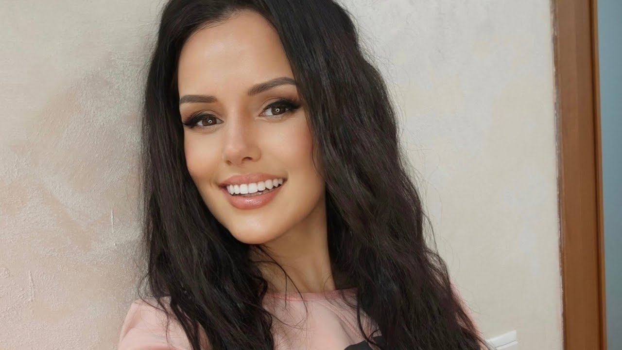 ELLEONORA - NADEJDA (ACOUSTIC COVER) | MEDI - NADEJDA - YouTube