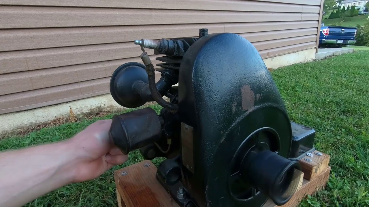 Briggs and Stratton Model Y - YouTube