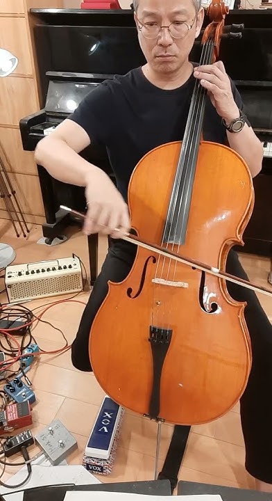 Day 91 Bach Suite No.1 in G major for Cello - Allemande bar 17 - 21 practice (staff bowing ...