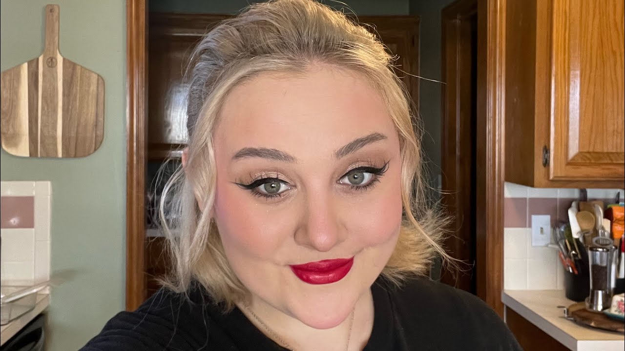 Elizabeth Rolens NBC’s The Voice Audition - YouTube