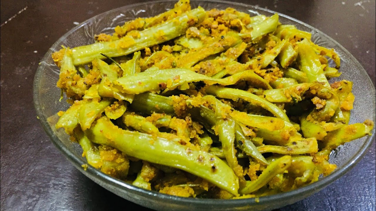 Homemade Crispy Gawar Phali(CLUSTERBEANS) at Thakur's Kitchen - YouTube