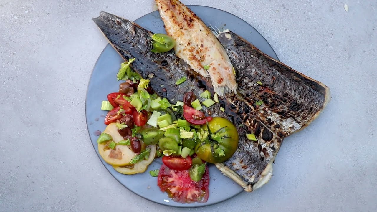 Snoek on the braai? Smells – and tastes – like summer! - YouTube