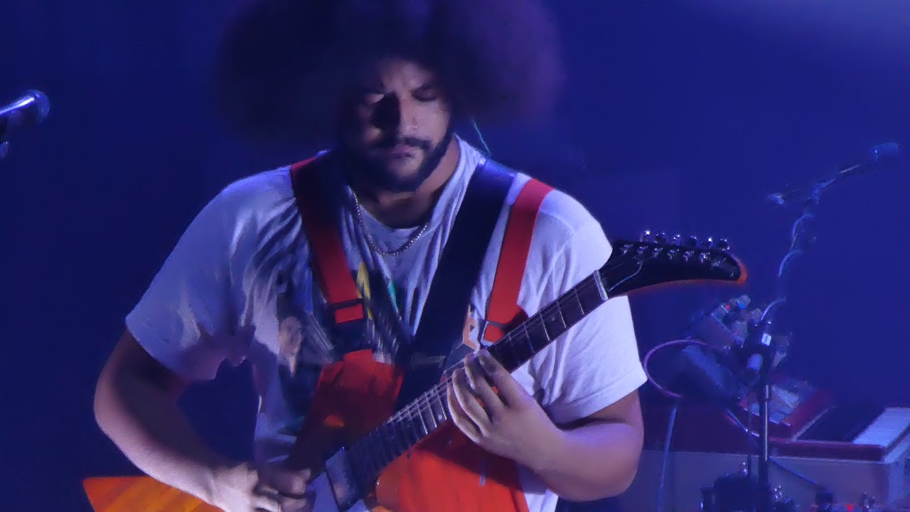 Vampire Weekend. Big Blue. 24/1172019. Razzmatazz. Barcelona - YouTube