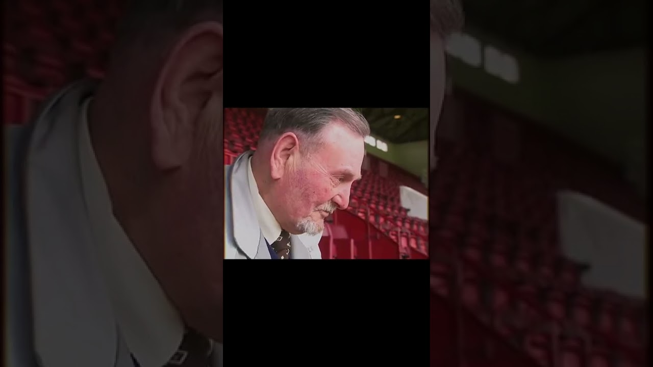 Ian Wright met Mr. Pigden. - YouTube