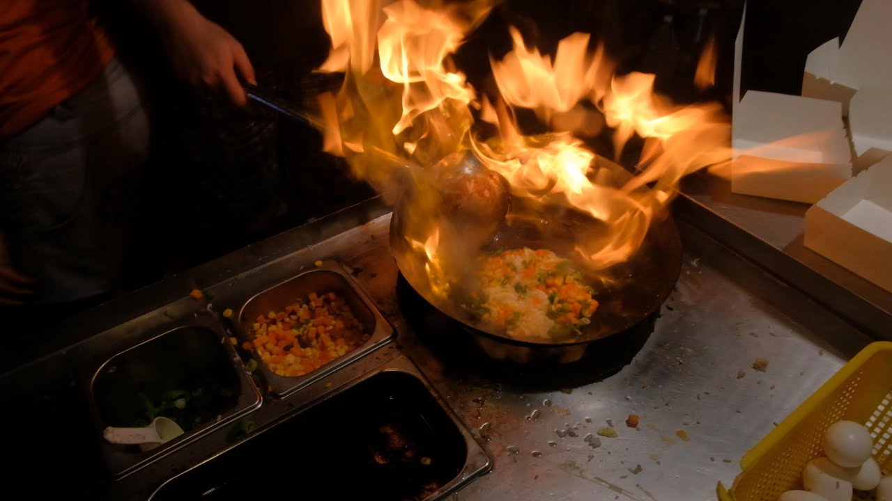 Amazing Wok Skills! Master of Egg Fried Rice and Stir Fry Noodle ...