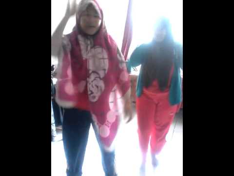 Aksi Duo Jumbo di Asrama