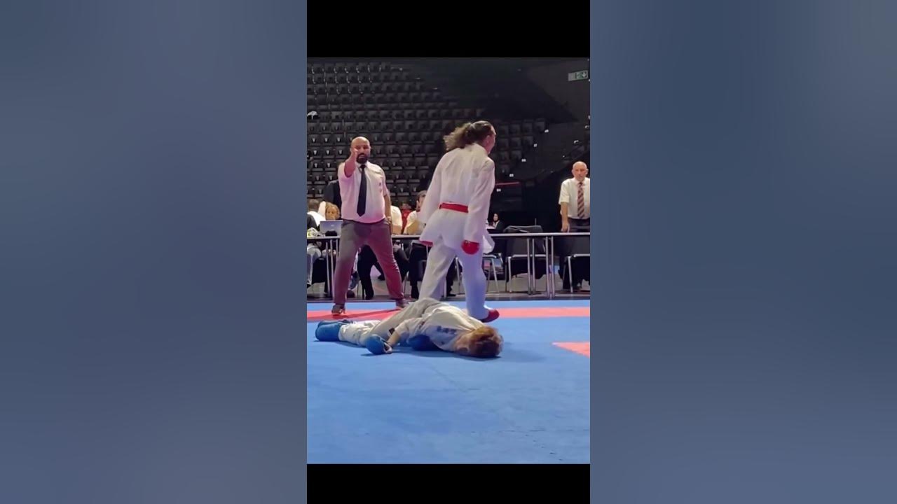 Karate throw technique in kumite #karate #fighter #taekwondo - YouTube