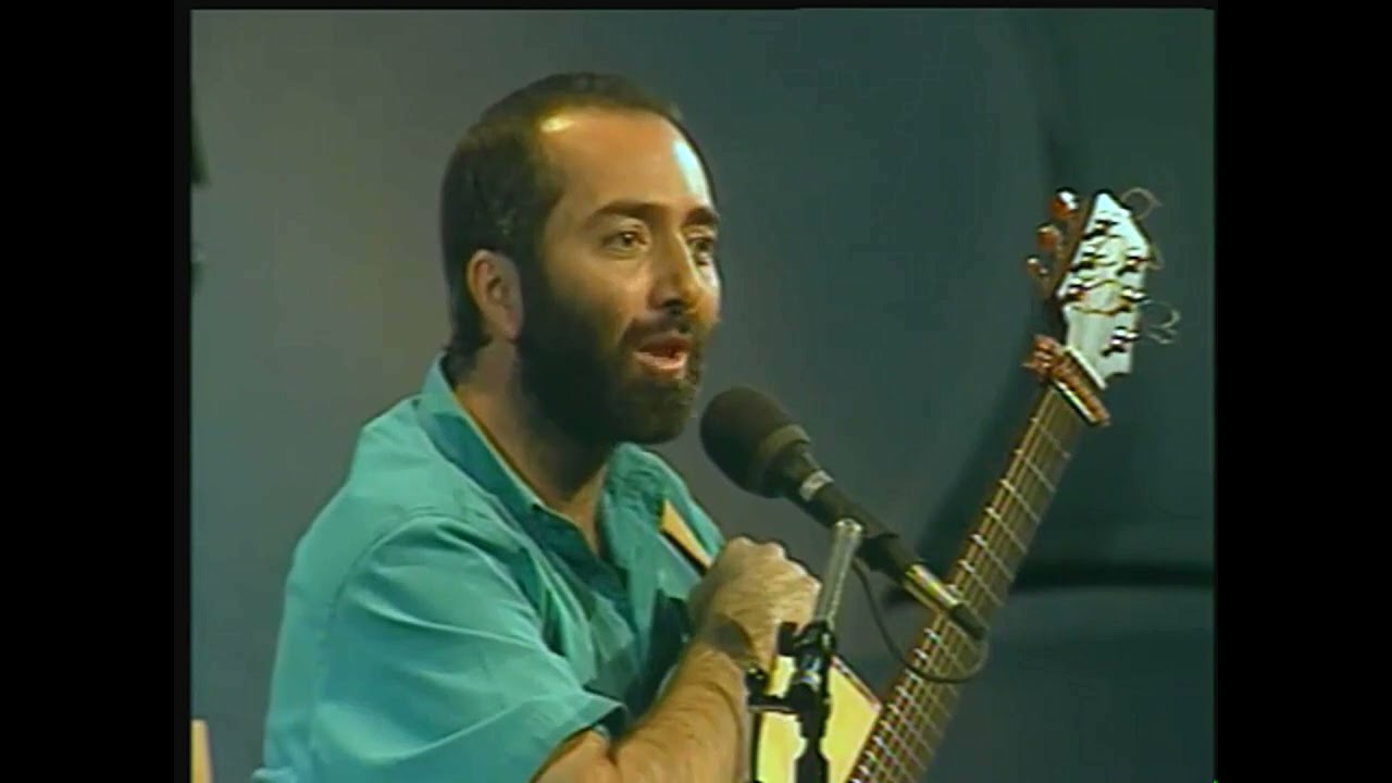 Raffi Asks a Couple of Personal Questions (1988) - YouTube