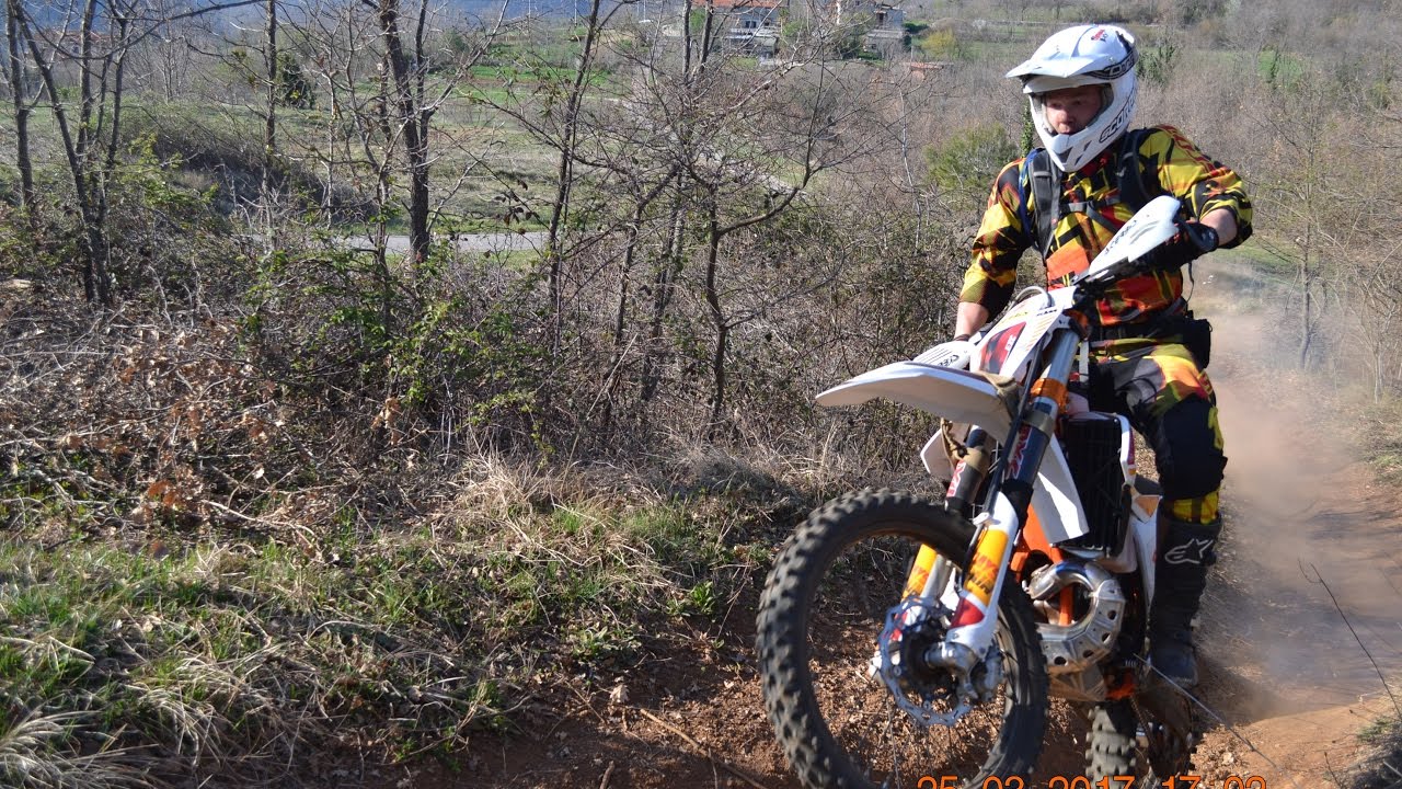 Pure Enduro Race @ xtracks - YouTube
