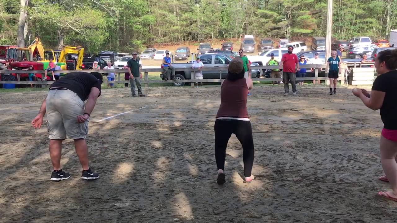 Foster Old Home Days Egg Toss - YouTube