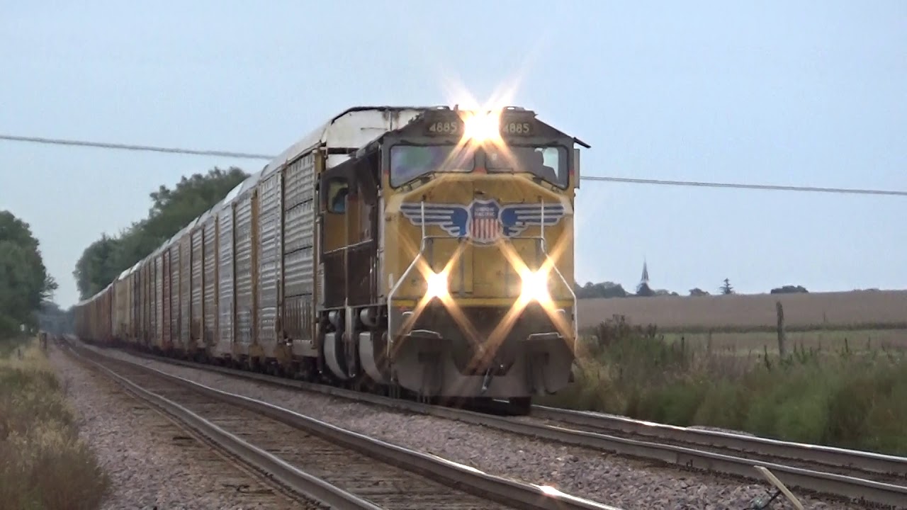 Union Pacific SD70Ms 4885 and 4898 Lead a Loaded Automotive Train on 10 ...