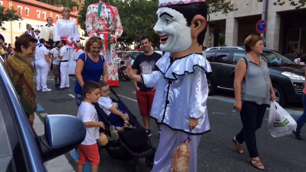 Semana Grande: San Sebastian’s biggest festival features gigantes and ...