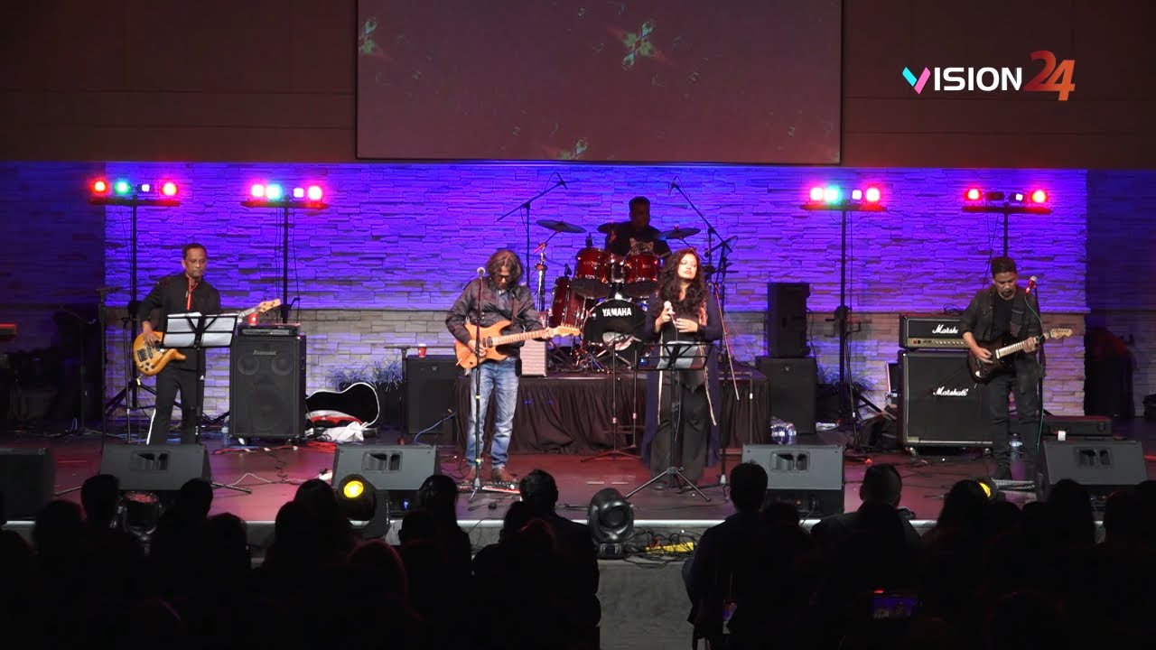 আমি উড়ে যেতে চাই — এলিটা করিম | Ami Ure Jete Chai | Elita Karim | Bangla Song | Vision24 - YouTube