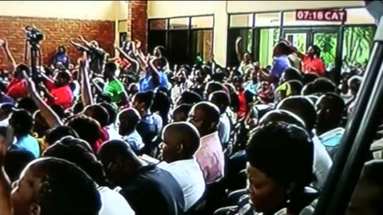 African Pastor makes his church congregation eat grass! - YouTube