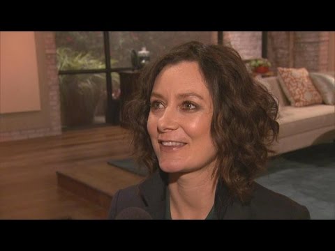 Sara Gilbert Is Pregnant