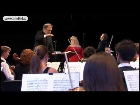 Deborah Voigt, Evgeny Nikitin and John Tessier in Strauss Salome ...