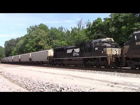 Trainspotting: NS #4338 leads a NS grain train through Burnside, KY - YouTube