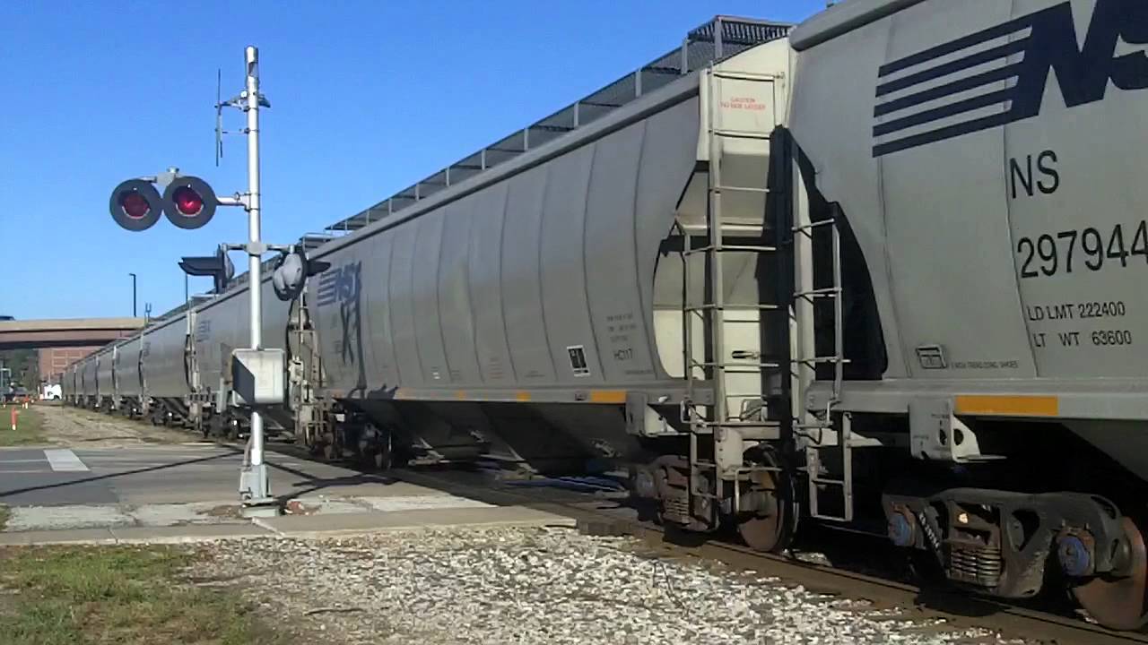 NS 9847 With UP SD90 Leads a Freight In Moline, IL - YouTube
