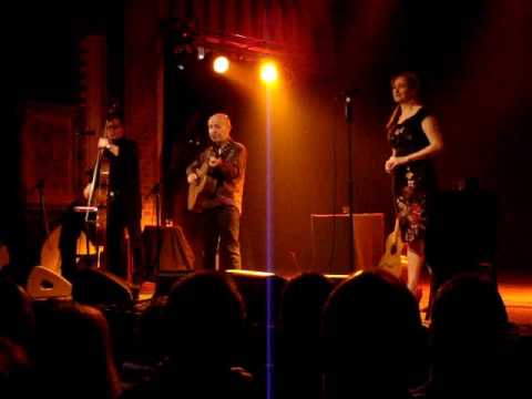 Kieran Goss – Sweet Sweet Love (Live at Kulturkirche, Köln) - YouTube