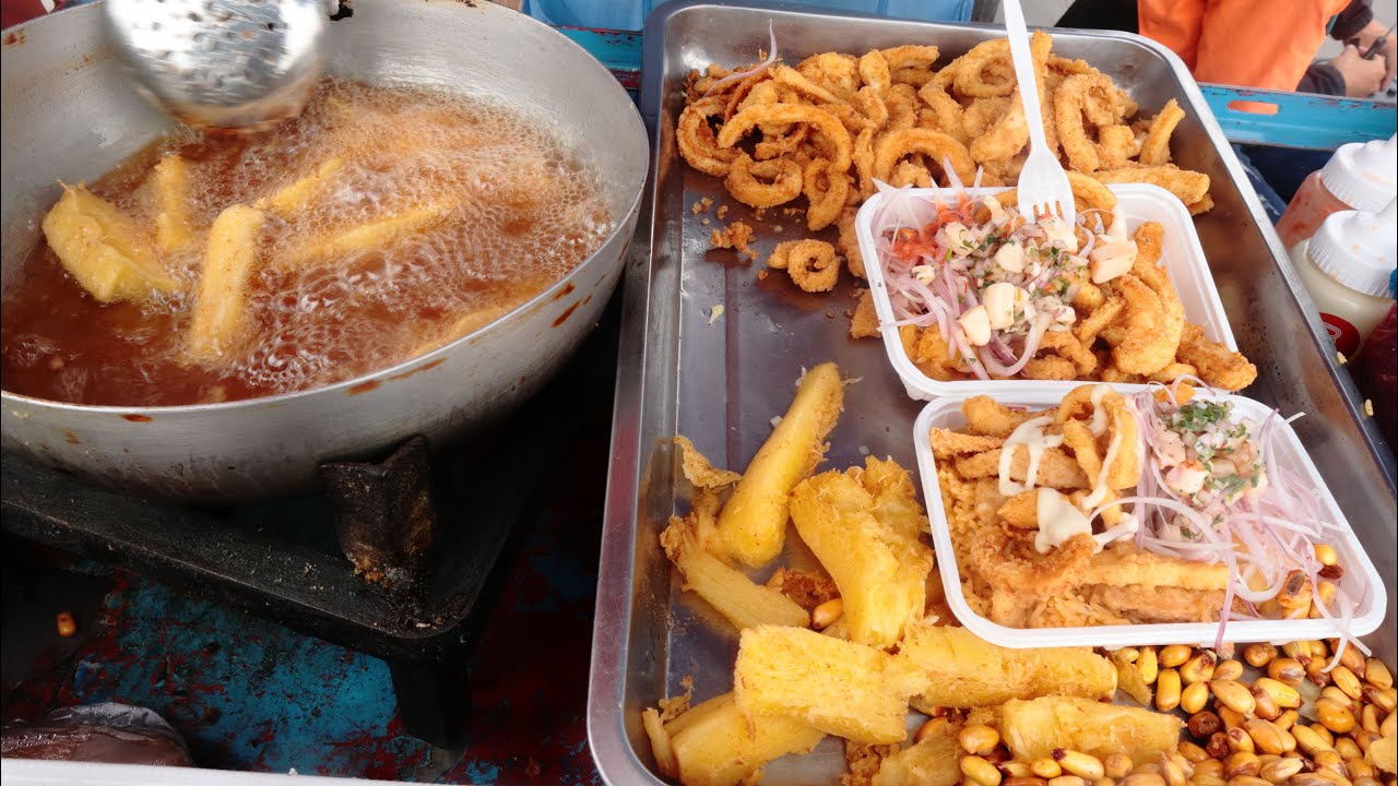 CALAMAR FRITO con ceviche ¡Habilidad asombrosa! / street food - YouTube