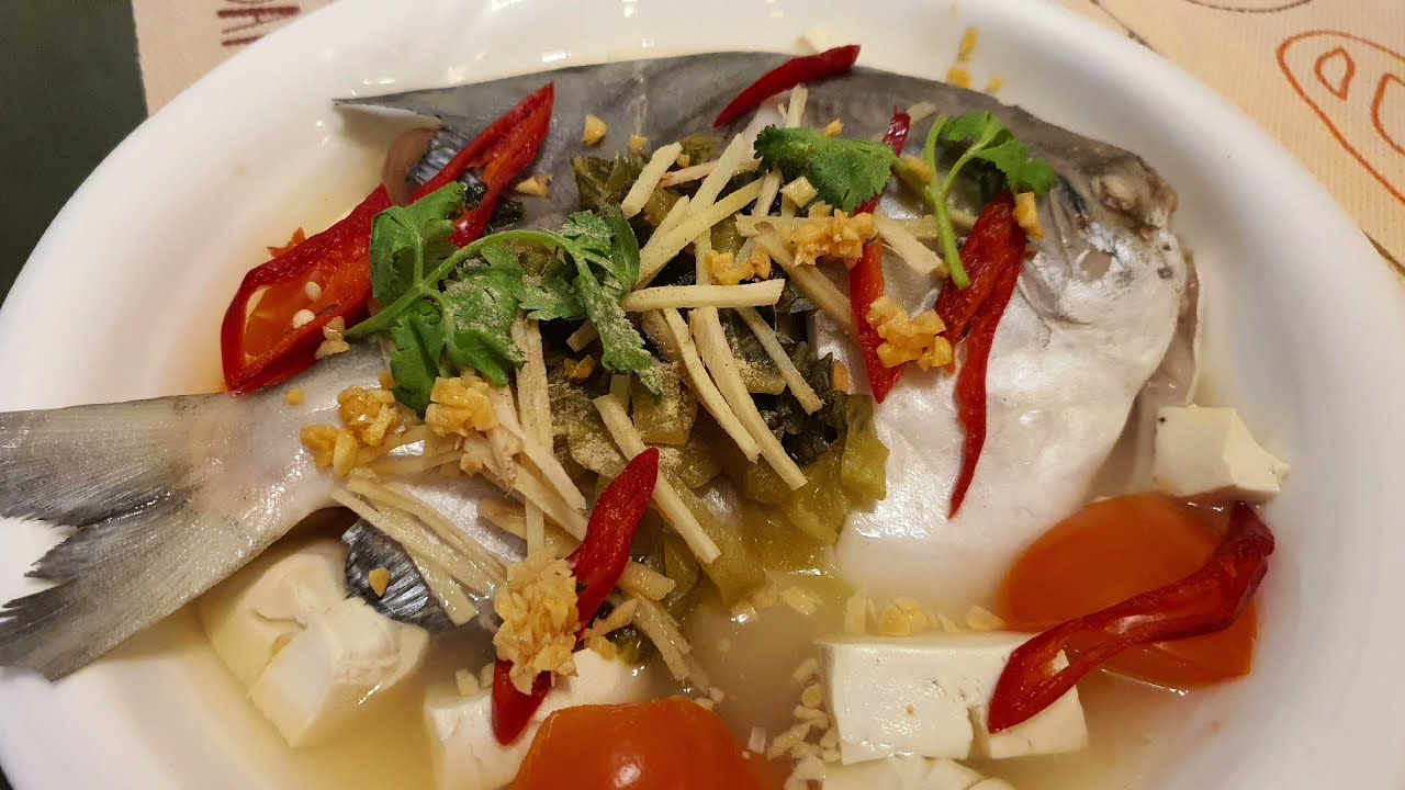 Teochew style steamed Chinese pomfret (ingredient list provided) - YouTube