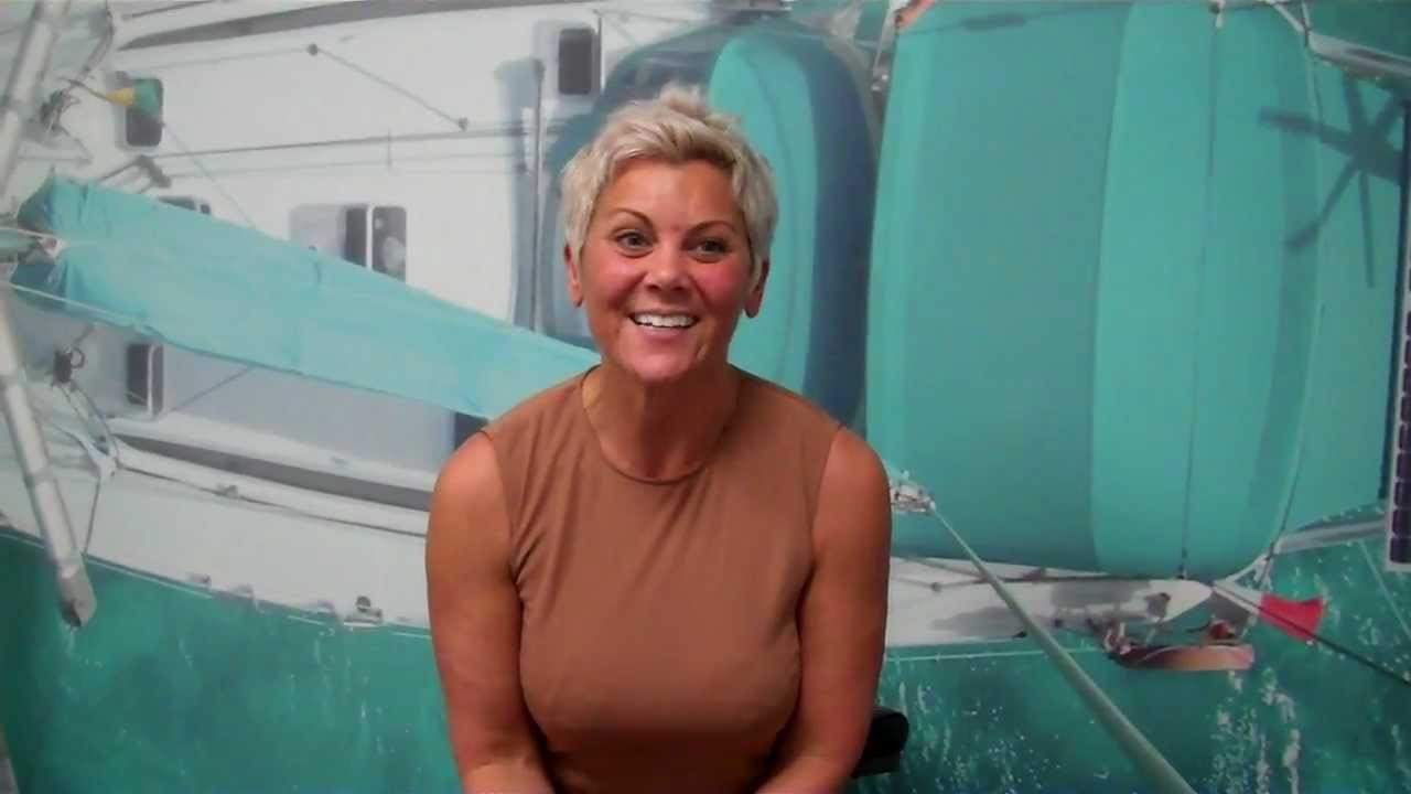 Smile Style Tracey's Dental Implant story - YouTube