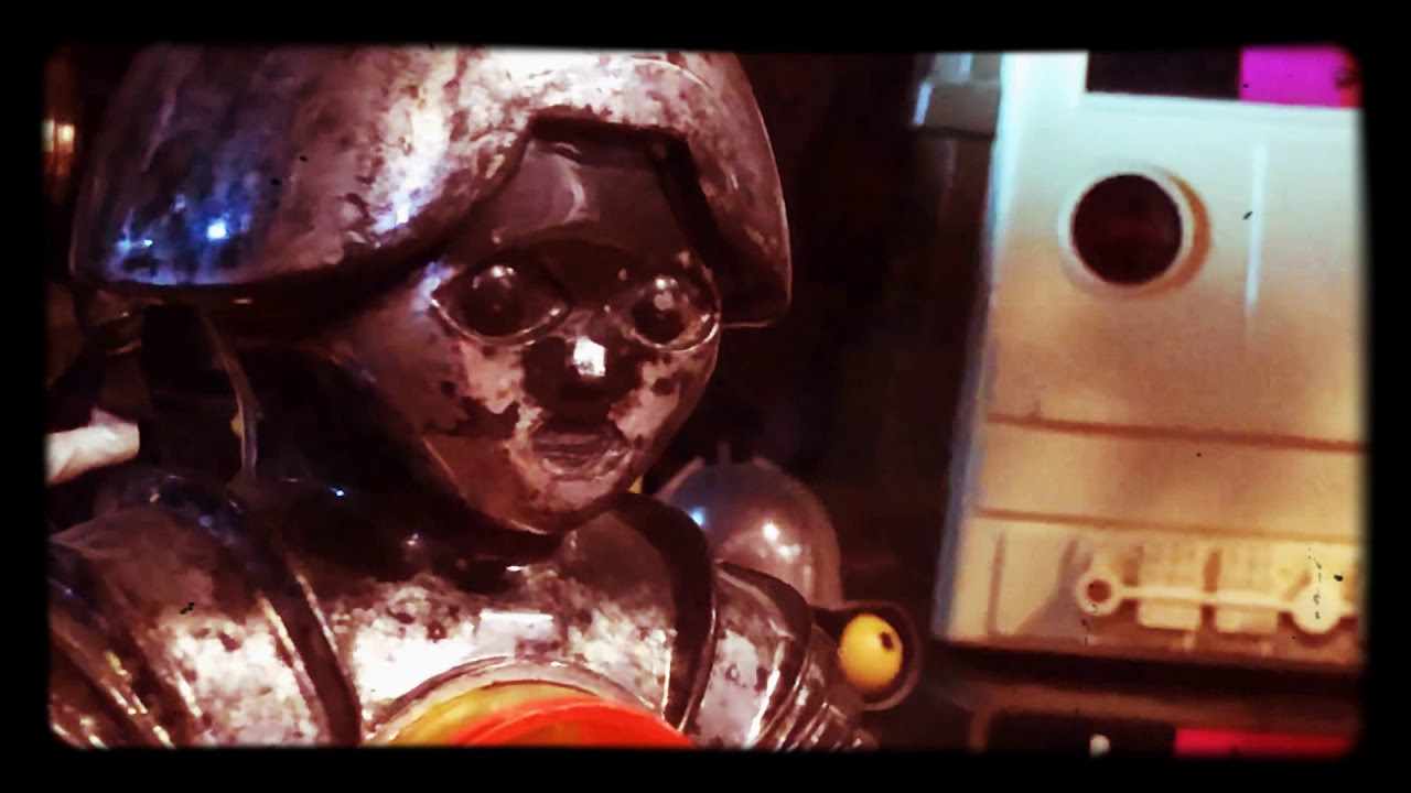 SPACE, UFO AND ROBOT VINTAGE TOYS - YouTube