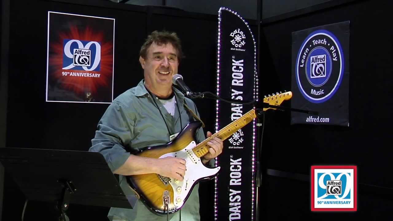 Blues Turnarounds :: Steve Trovato :: LIVE from NAMM 2012 - YouTube