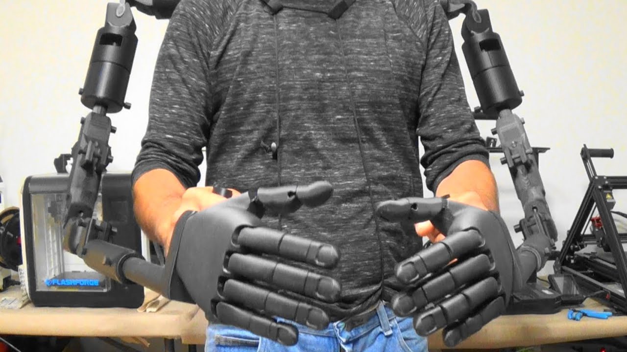 3D PRINTED EXOSKELTON SUIT! - YouTube
