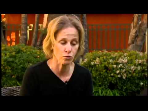 Amy Troy goes backstage at Cirque du Soleil, OVO - YouTube