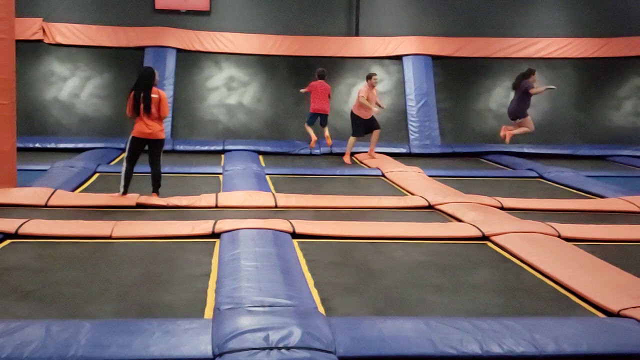 Skyzone fun 2018(36) - YouTube