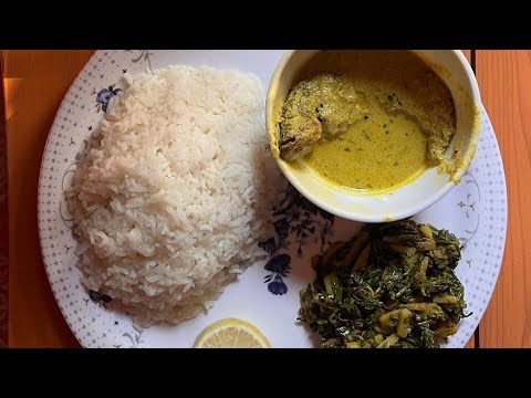 Pabda fish (Pabo fish) curry with sorsho posto (mustard seed and poppy ...