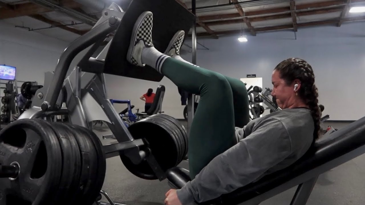 Let’s Workout- Quads - Bulk Week 6 - YouTube