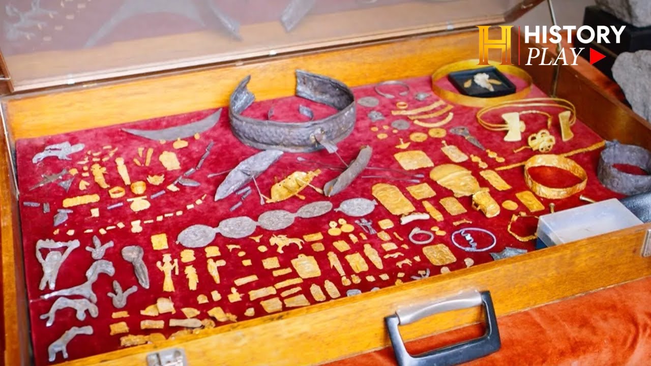 Hamilton White reveals his incredible Celtic gold collection | Lost ...