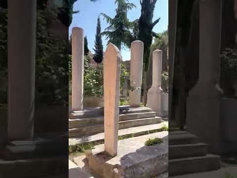 HZ EBU SEYBE EL-HUDRİ TÜRBESİ