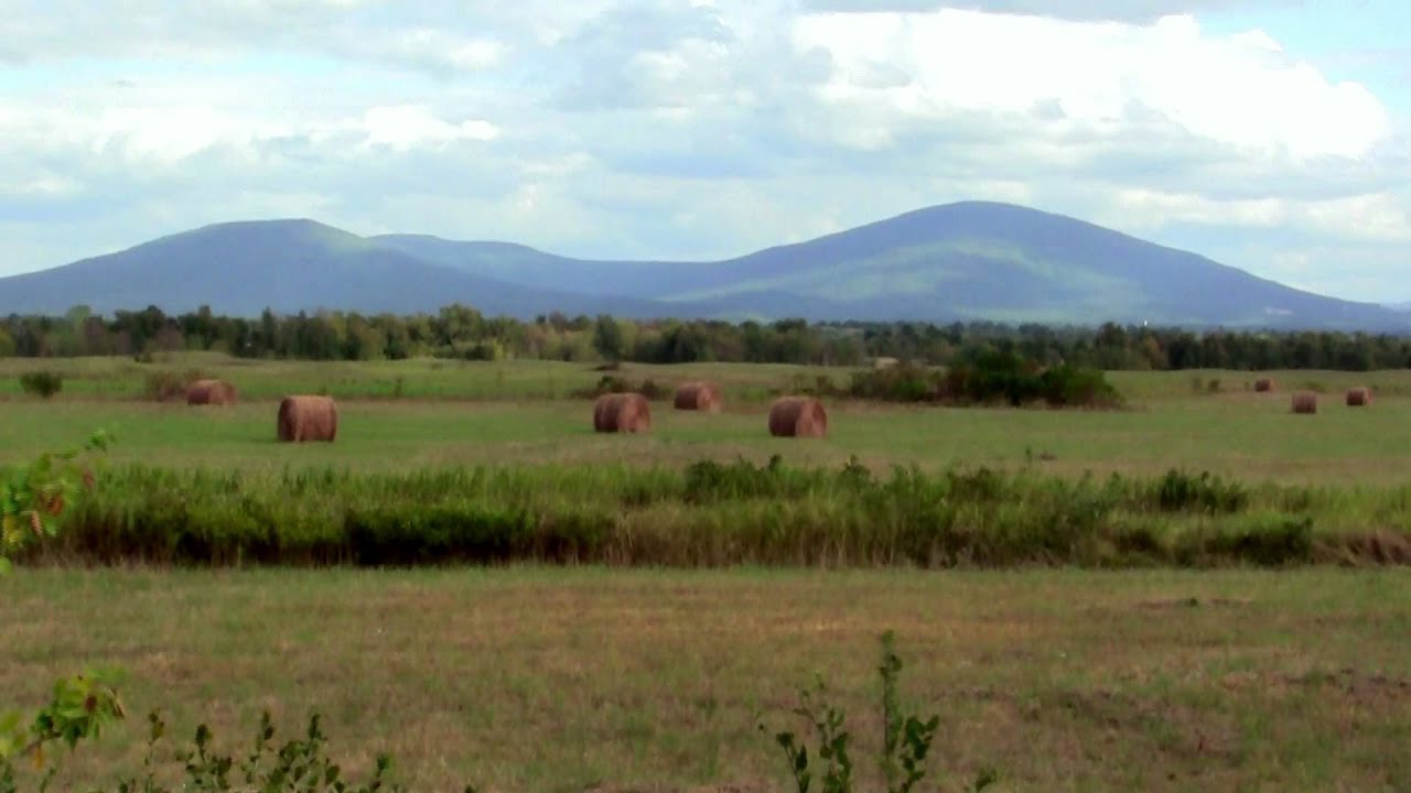 "Real Live" Free Background Video HD ~ Mountain Scene - YouTube