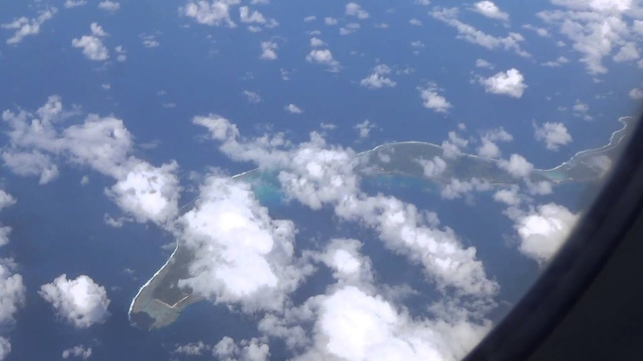 Flight from Samoa to New Zealand over Tonga - Flight NZ 995 - YouTube