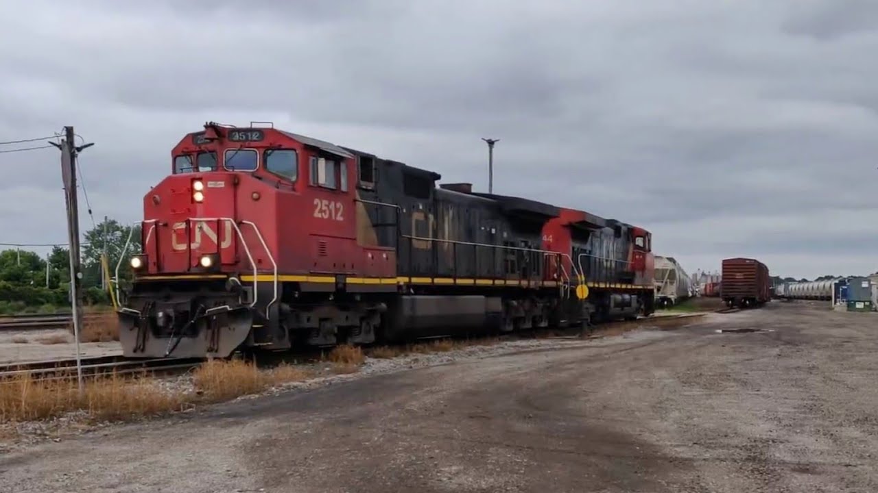 Awesome Bell! CN 2512 Crossing Egerton Street, London - YouTube