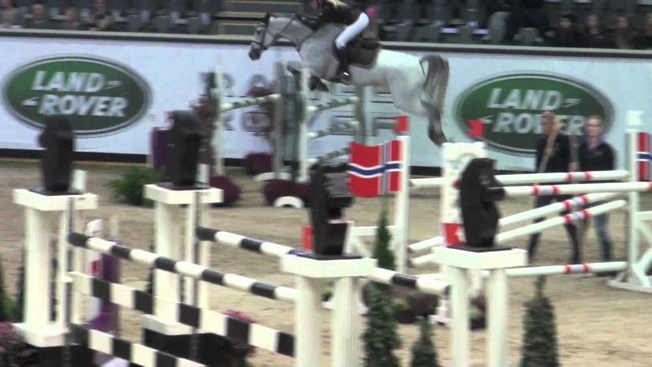 Athena 144 Oslo horse show 2012 - YouTube