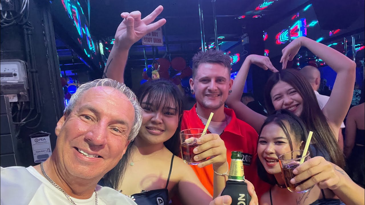 Walk from LK Metro to Delusion Bar Soi 7 #mactv - YouTube