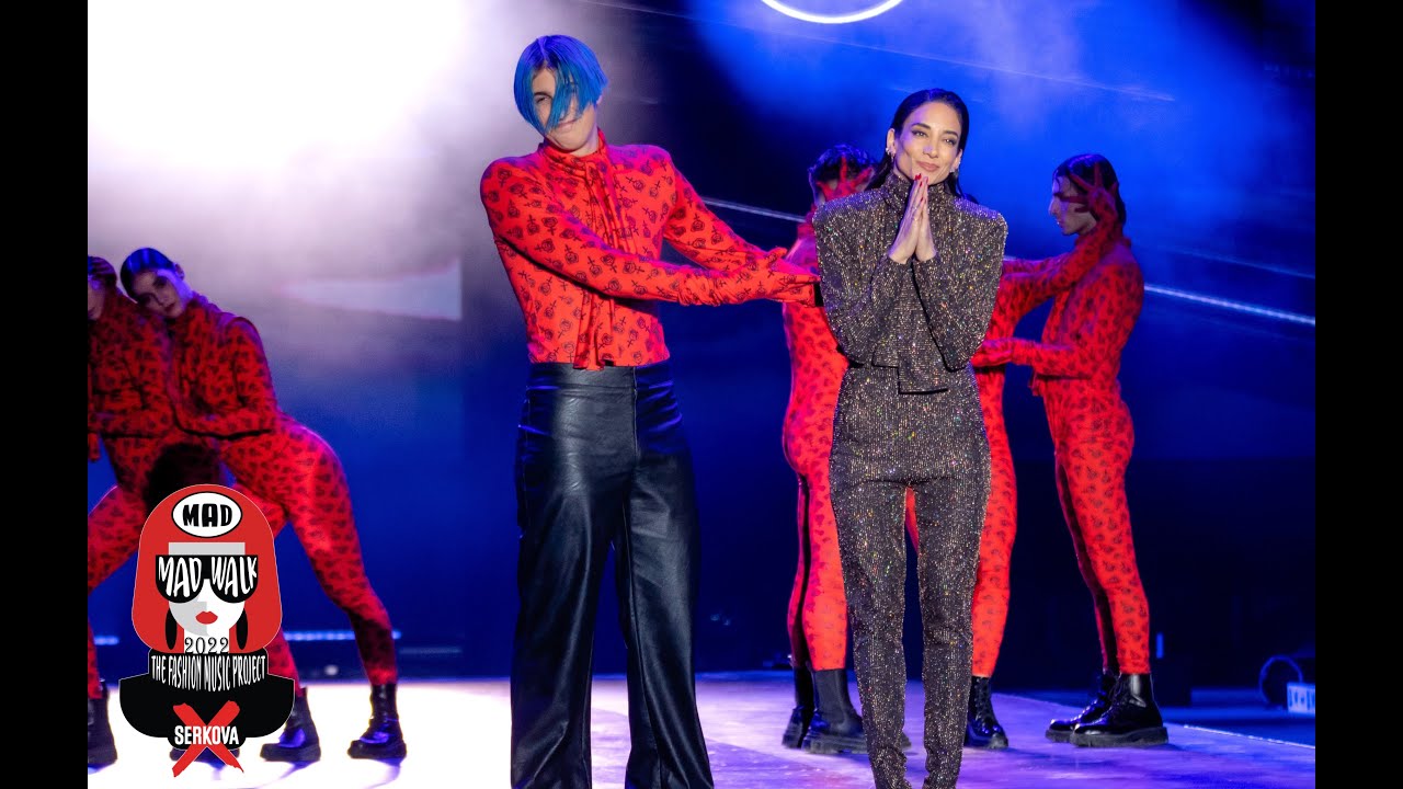 Good Job Nicky for Nadia Rapti - Clouds / Honest | MadWalk 2022 by ...