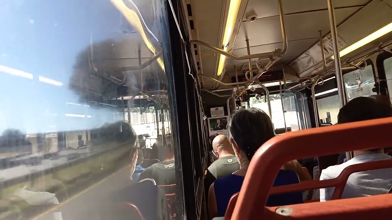 TheBus Honolulu (HI) Route 3 Salt Lake Bus 528 [2003 Gillig 40' ⛽️ Low ...